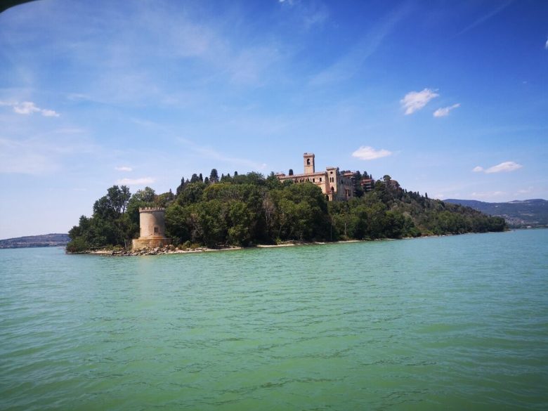 Visitare Passignano sul Trasimeno: cosa vedere, cosa fare e spiaggia Visitare Passignano sul Trasimeno: cosa vedere, cosa fare e spiaggia