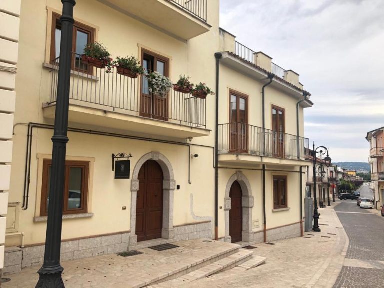 Visitare Taurasi: cosa vedere, cosa fare e migliori cantine del "Paese ...