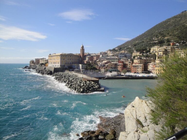 Vacanze al mare a Nervi: cosa vedere, spiagge e passeggiate del ...