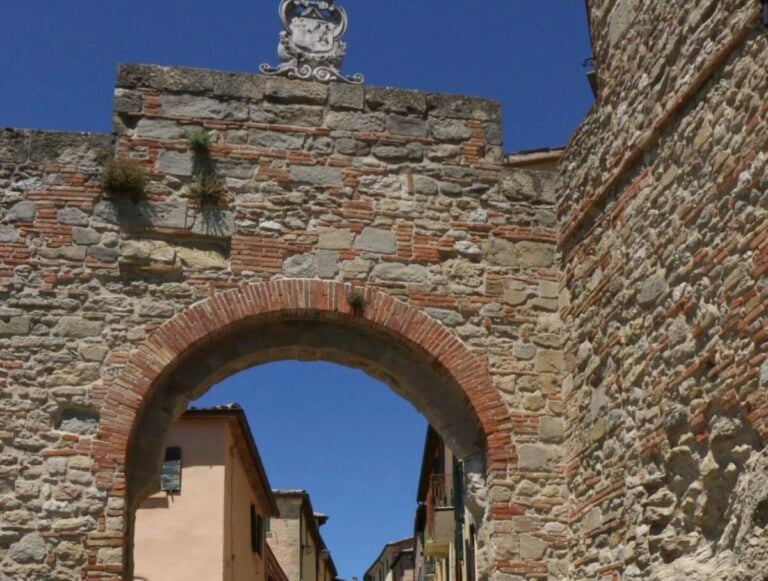 Cosa vedere a Carpegna: cosa fare e passeggiate nel "Borgo del Prosciutto"