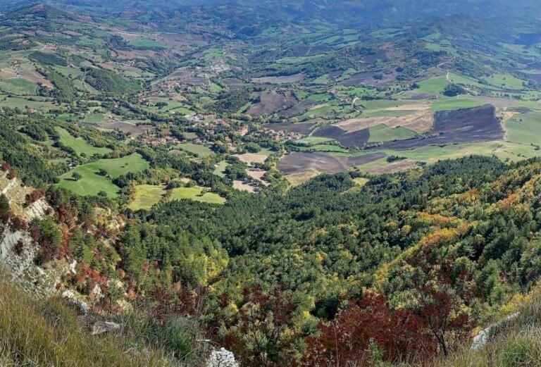 Cosa vedere a Carpegna: cosa fare e passeggiate nel "Borgo del Prosciutto"