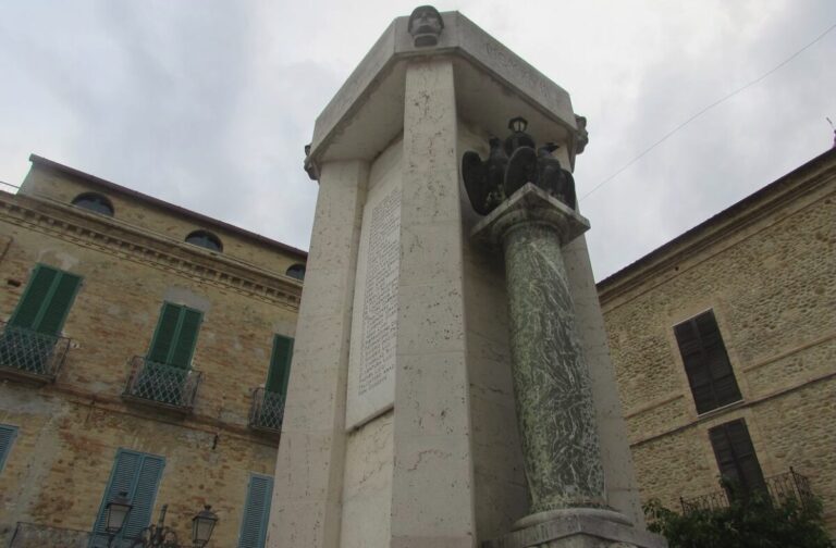 Visitare Colonnella: cosa vedere e cosa fare nella "Terrazza panoramica ...