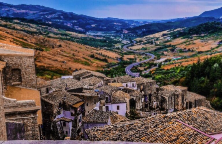 6 cose da vedere e da fare ad Oriolo Calabro, il borgo medievale dell ...