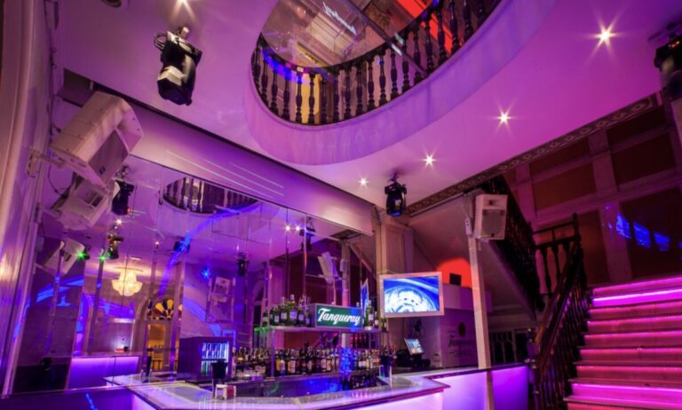 Malaga discoteche e locali notturni