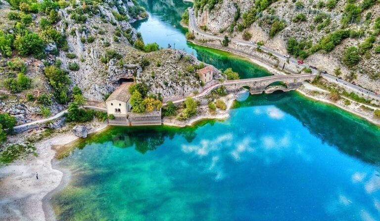 Visitare Villalago: cosa vedere e cosa fare nel "Borgo tra le acque ...