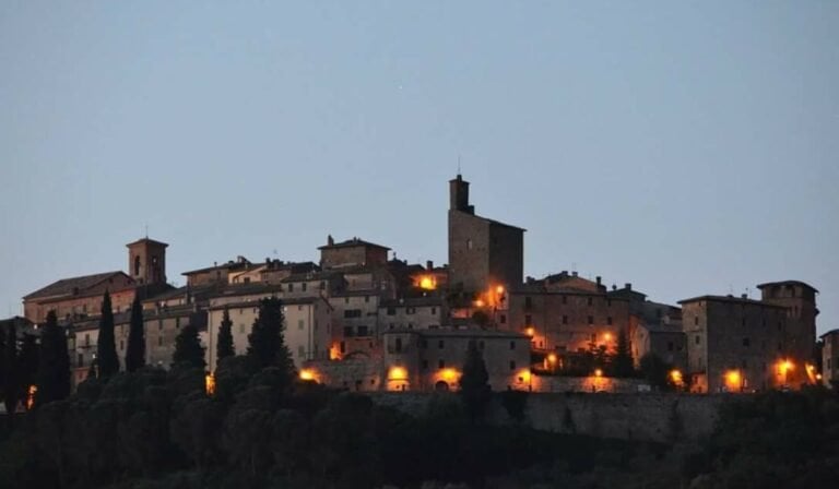 Cosa vedere e cosa fare a Panicale: guida turistica alla scoperta della ...