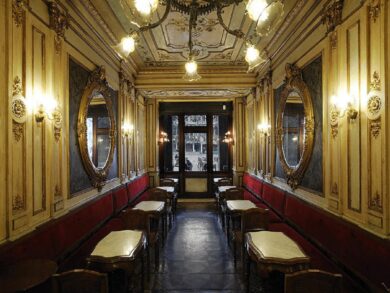 Caffè letterari in Italia: immersione culturale tra aromi e idee