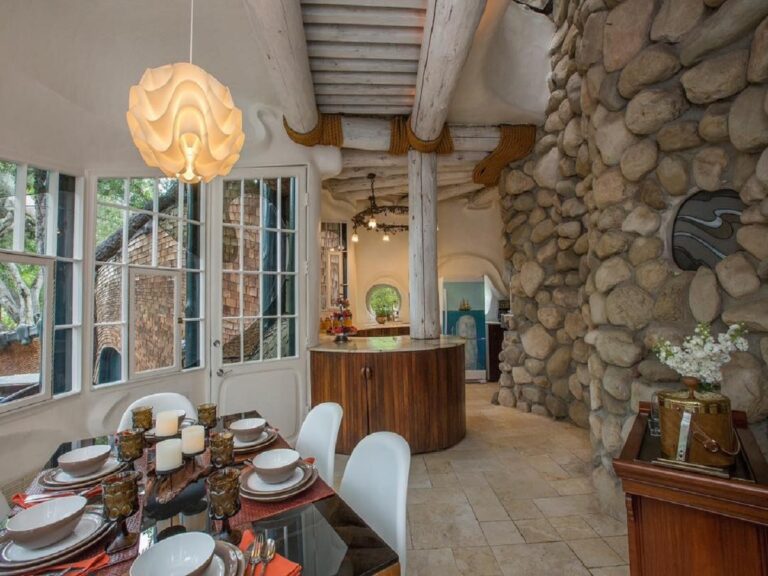 Esperienza unica nella Whale House in California: dormi nel ventre di ...